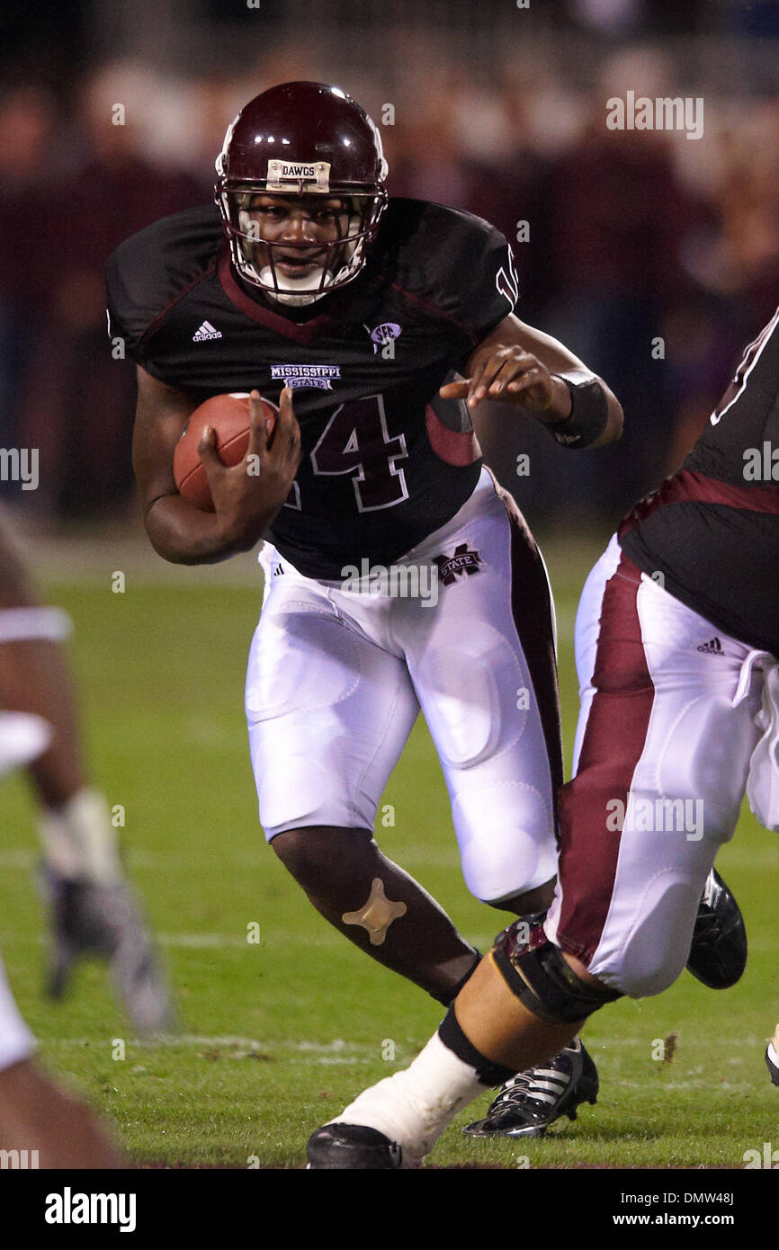 November 14, 2009: Mississippi State quarterback Chris Relf (14) looks ...