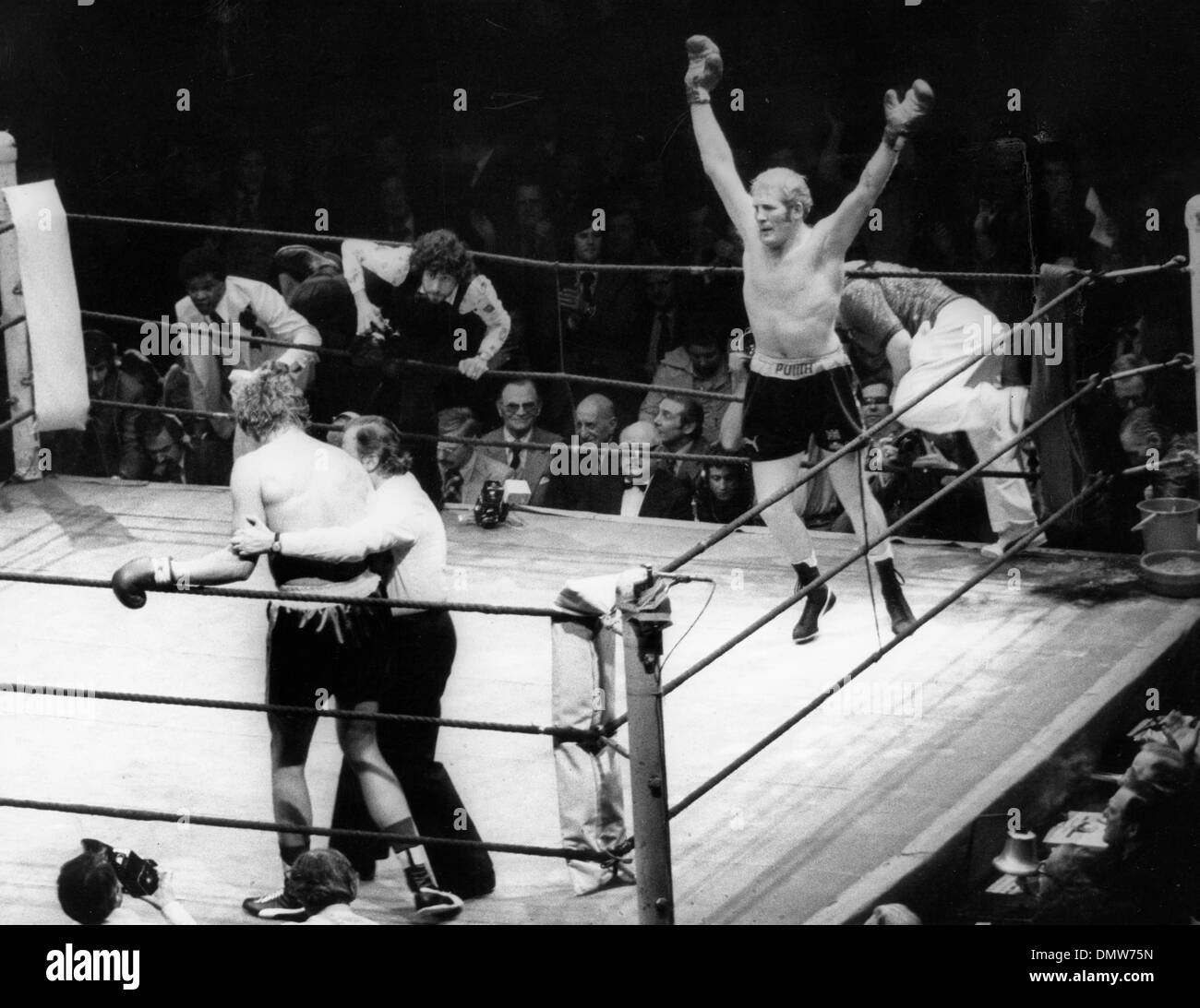 Richard dunn hi-res stock photography and images - Alamy