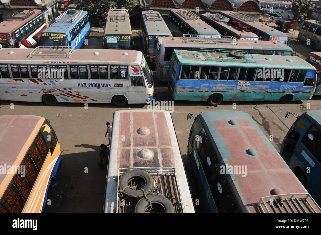 Dhaka, Bangladesh. 17th Dec, 2013. Long journey buses park at a Bus ...