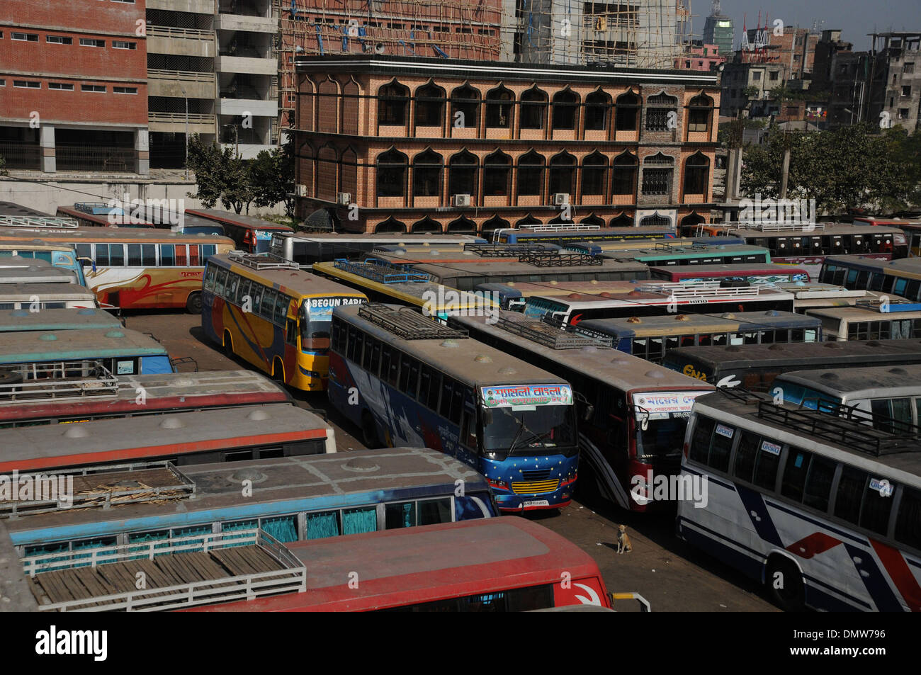 Dhaka bus terminal hi-res stock photography and images - Alamy