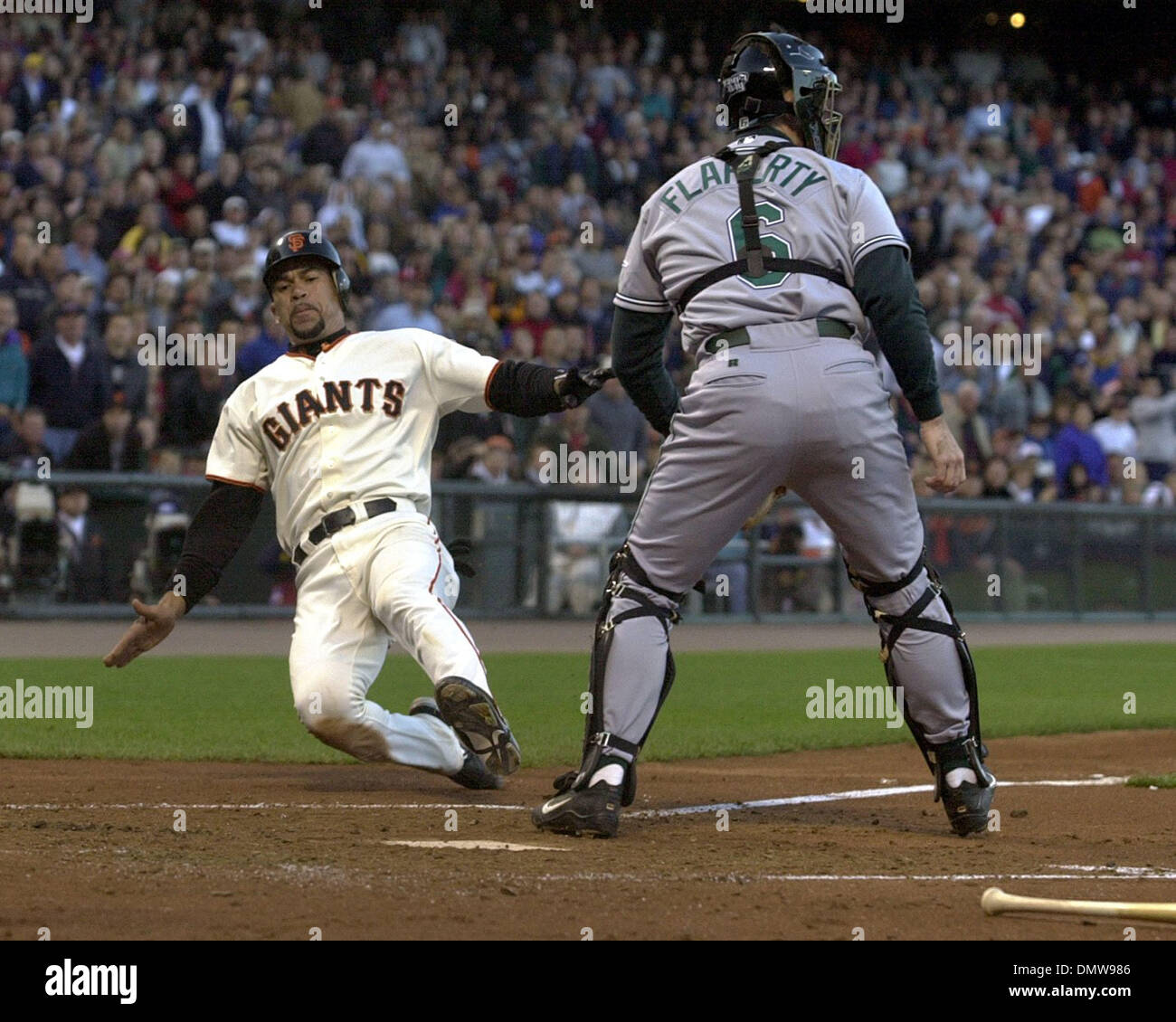 San francisco giants catcher benito hi-res stock photography and images ...