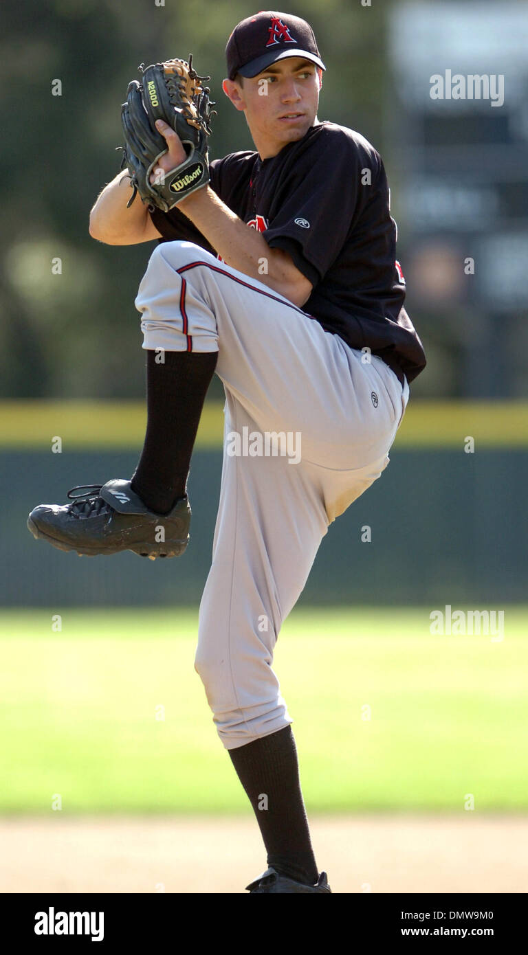 Aragon High School athlete Ryan Hamilton delivers a pitch during action ...