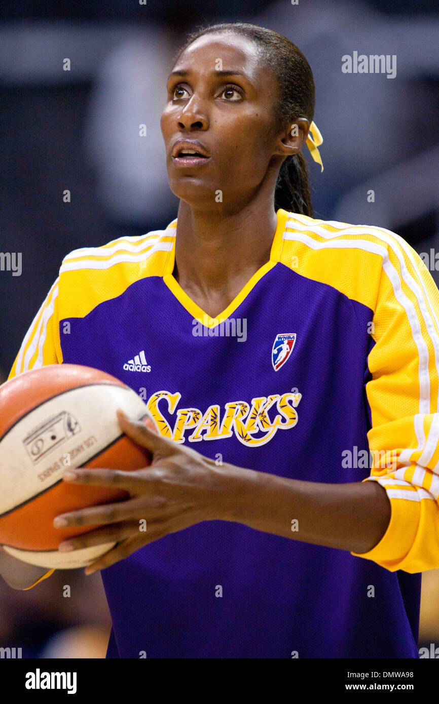 Lisa leslie and wnba hi-res stock photography and images - Alamy