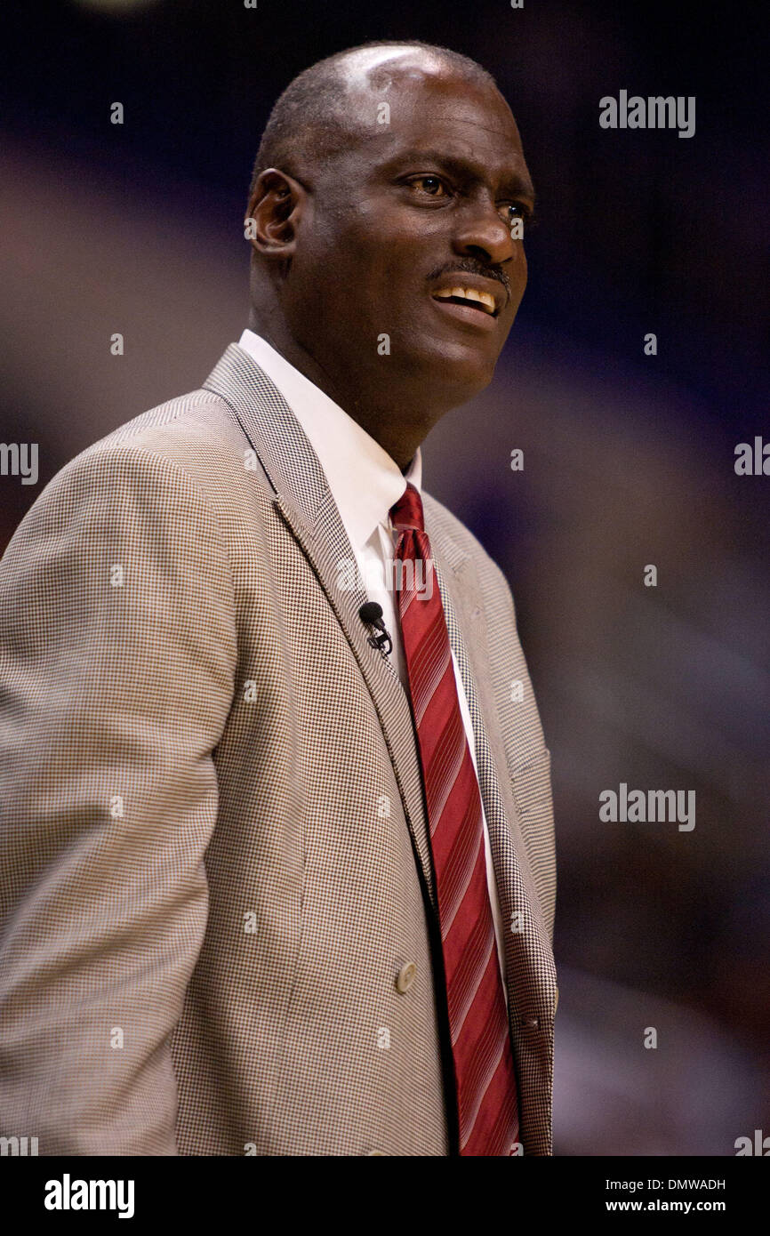 Coach sparks hi-res stock photography and images - Alamy