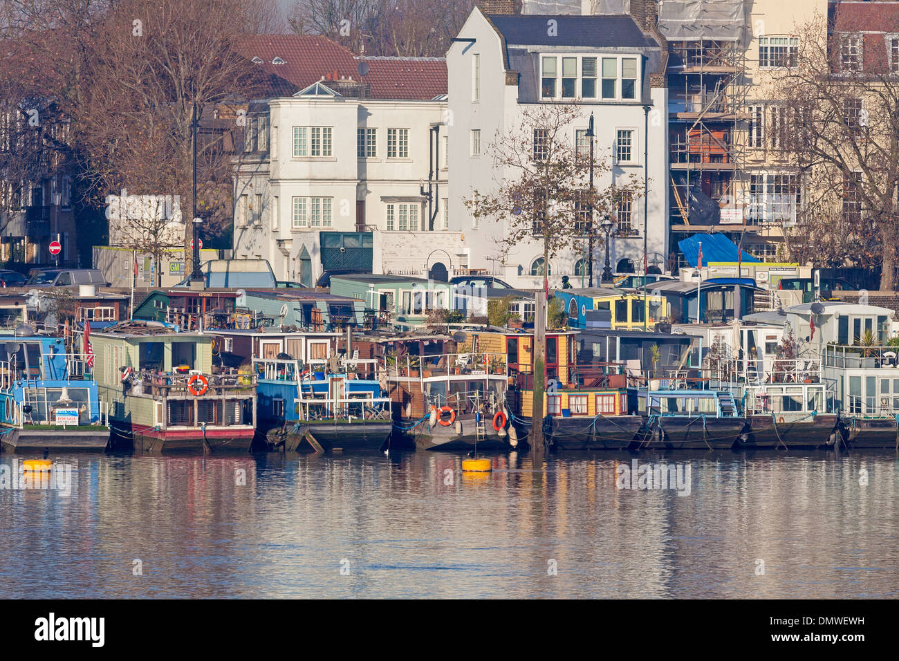 Houseboats Chelsea Embankment at Lynn Morgan blog