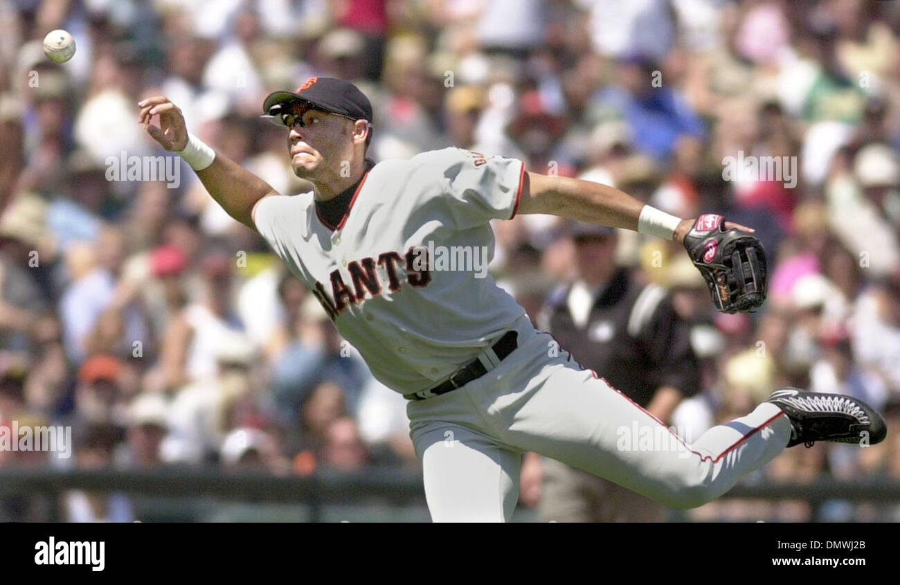 Jul 07, 2001; San Francisco, CA, USA; Giants #39 Pedro Feliz (cq) can't ...