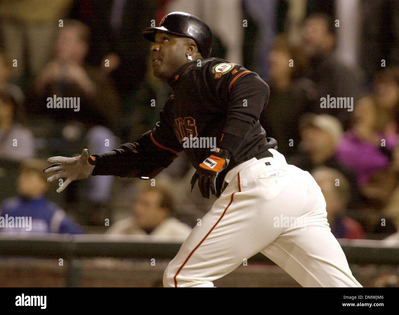 Barry bonds 2001 hi-res stock photography and images - Alamy