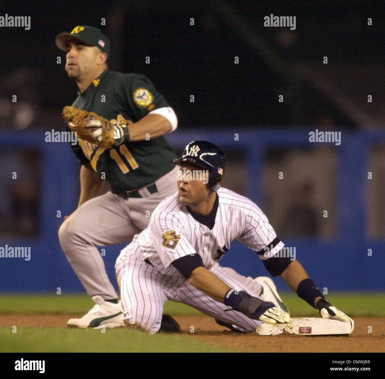 Yankee stadium 2001 hi-res stock photography and images - Alamy