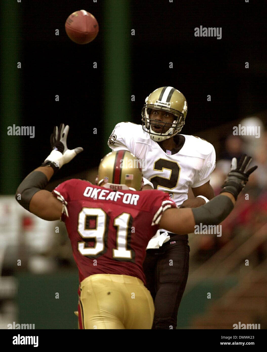 Nov 11, 2001; San Francisco, CA, USA; New Orleans Saints quarterback ...