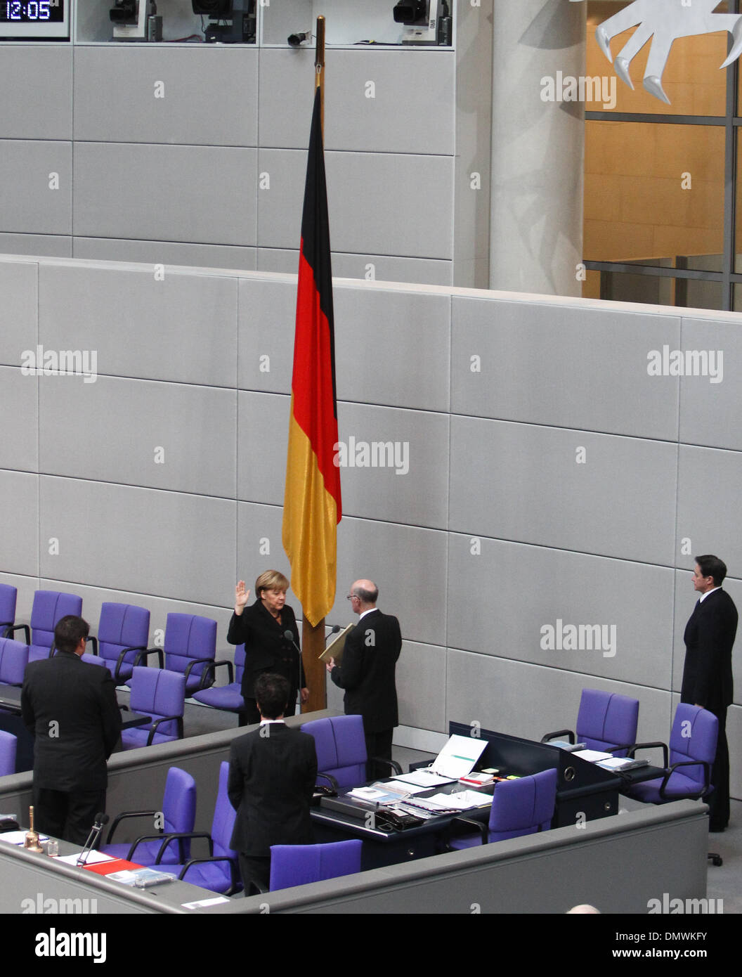L r president german bundestag lammert hi-res stock photography and ...