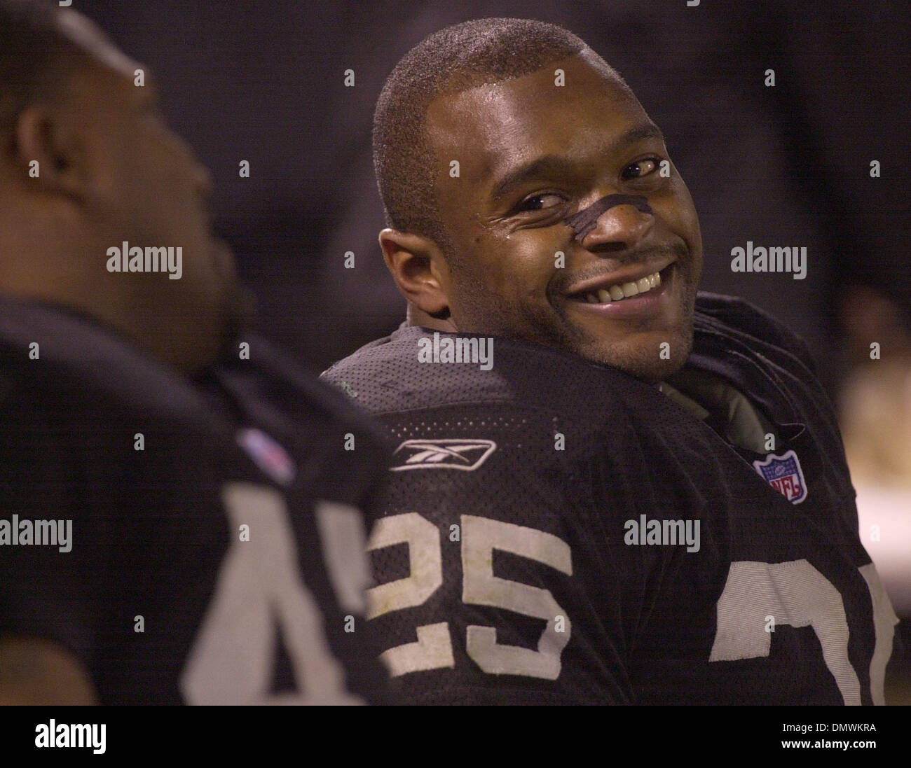 Jan 19, 2002; Foxboro, MA, USA; Oakland Raiders Charlie Garner, #25 ...