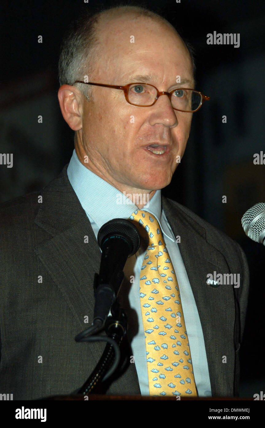 Woody johnson 2002 hi-res stock photography and images - Alamy