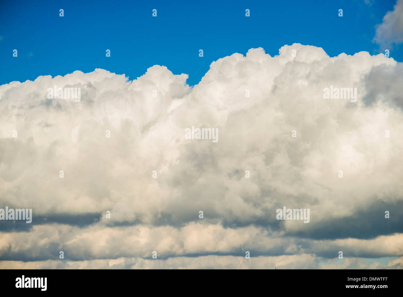 Sky layers hi-res stock photography and images - Alamy