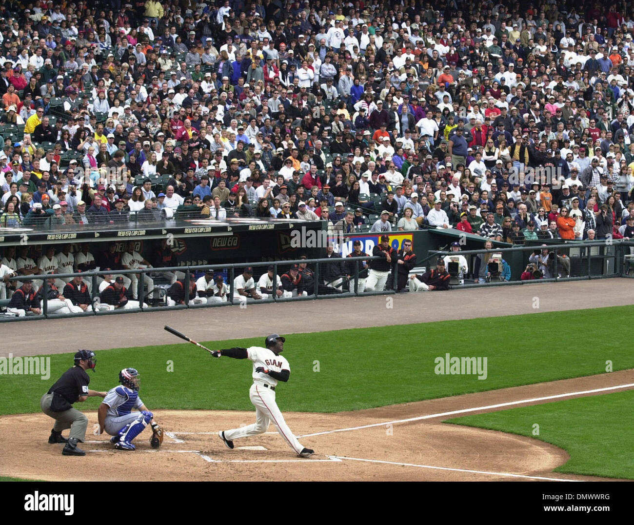 Oct 07, 2001; San Francisco, CA, USA; Barry Bonds hits his record ...