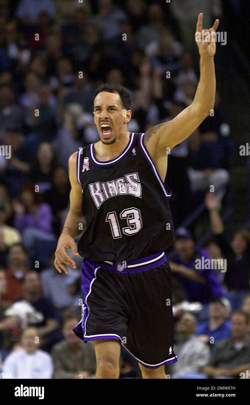Apr 10, 2002; Oakland, CA, USA; Sacramento Kings' Doug Christie, #13 ...