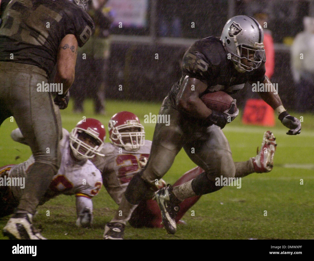 Dec 28, 2002; Oakland, CA, USA; Oakland Raiders' Zack Crockett, #32 ...