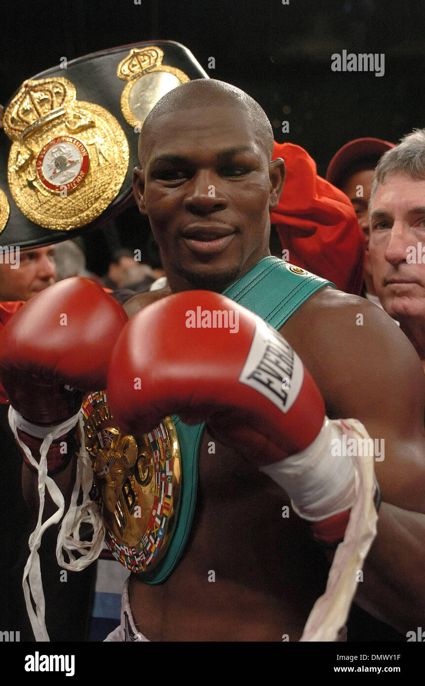 World title rematch hi-res stock photography and images - Alamy