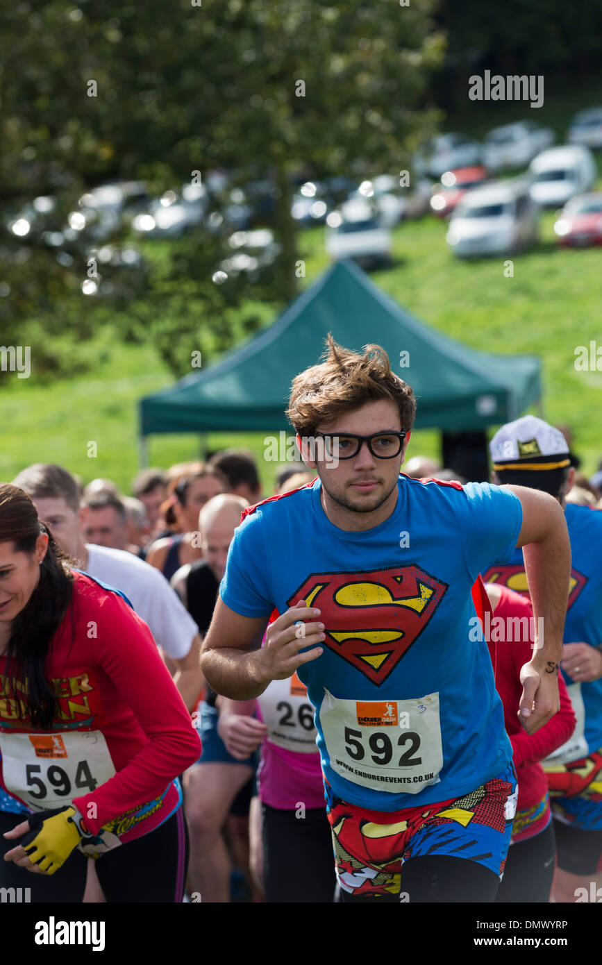 Runners starting line hi-res stock photography and images - Alamy