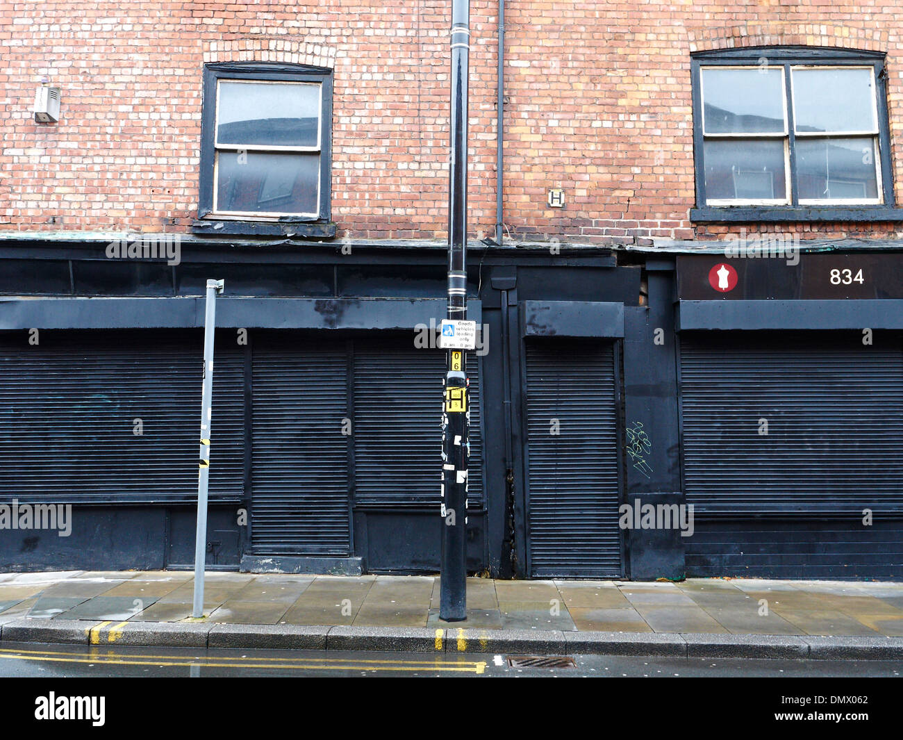 Shuttered shops northern england hi-res stock photography and images ...