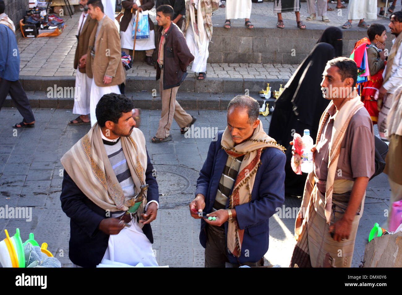 Yemeni men hi-res stock photography and images - Alamy