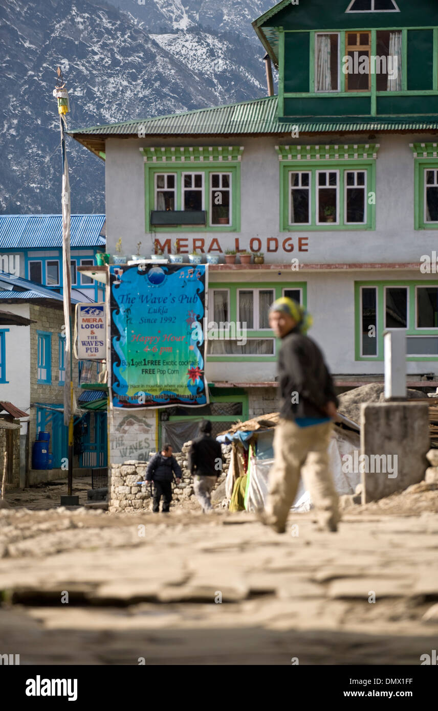 Lukla (2800metres), Solu Khumbu (Everest) Region, Himalaya, Nepal Stock ...