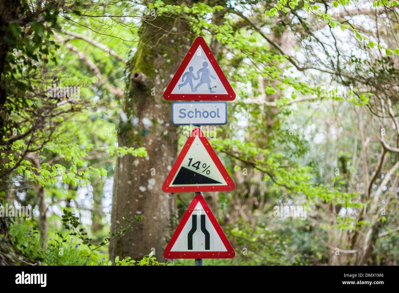 Cornwall road signs hi-res stock photography and images - Alamy
