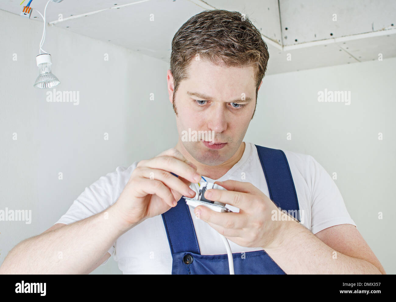 Cable inspection hi-res stock photography and images - Alamy