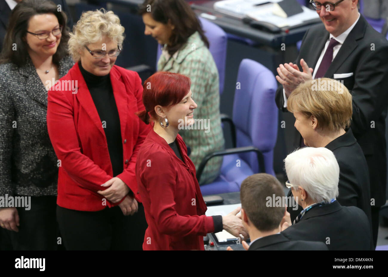 German Chancellor Angela Merkel (CDU, R) shakes hands with the ...