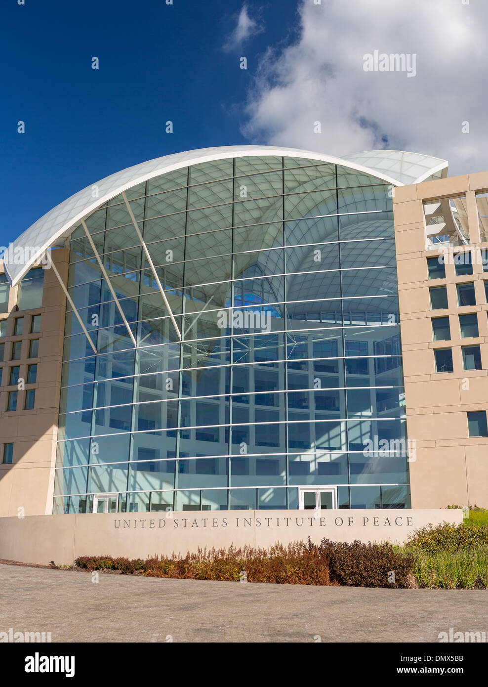 Peace building hi-res stock photography and images - Alamy