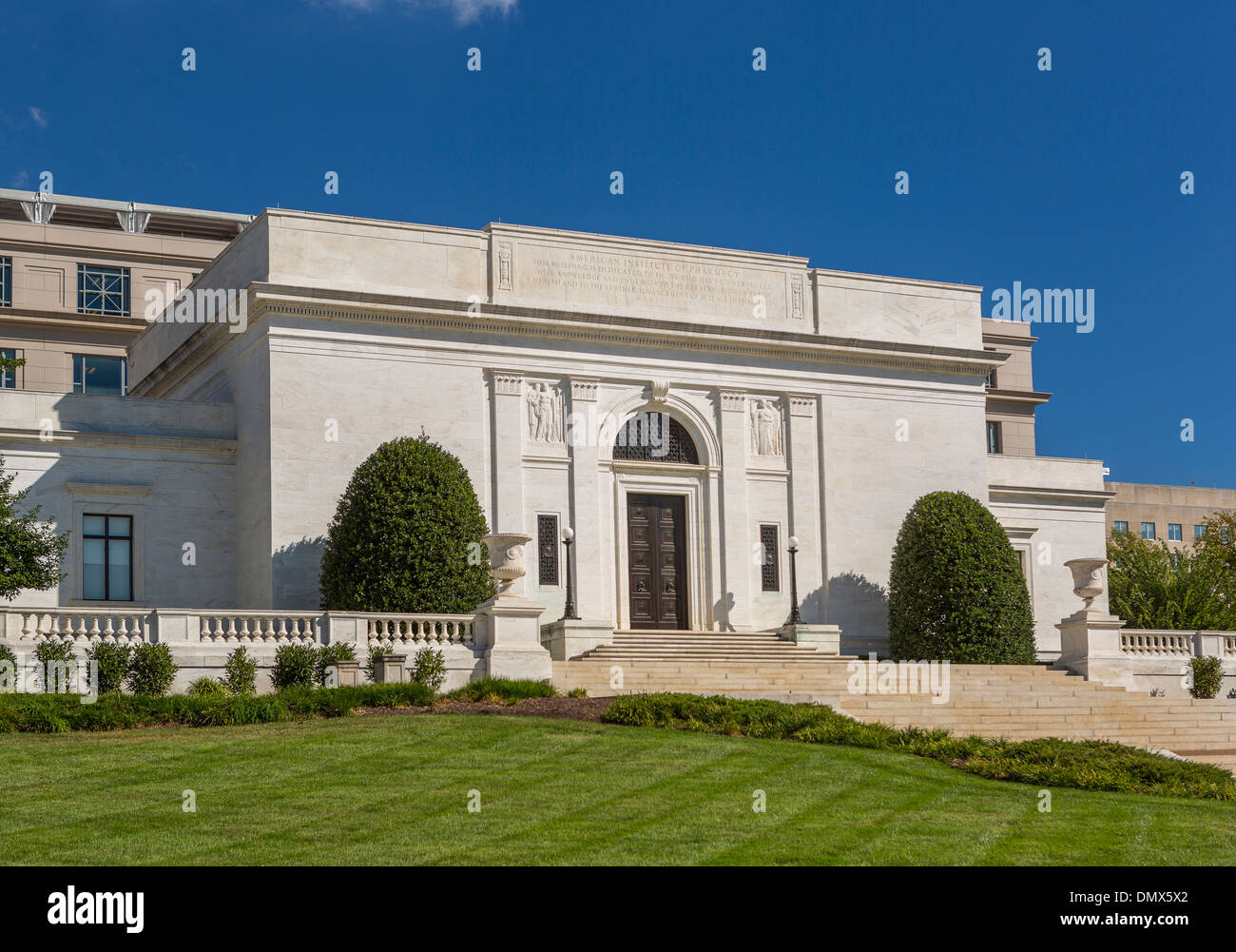 WASHINGTON, DC, USA - American Pharmacists Association building on ...
