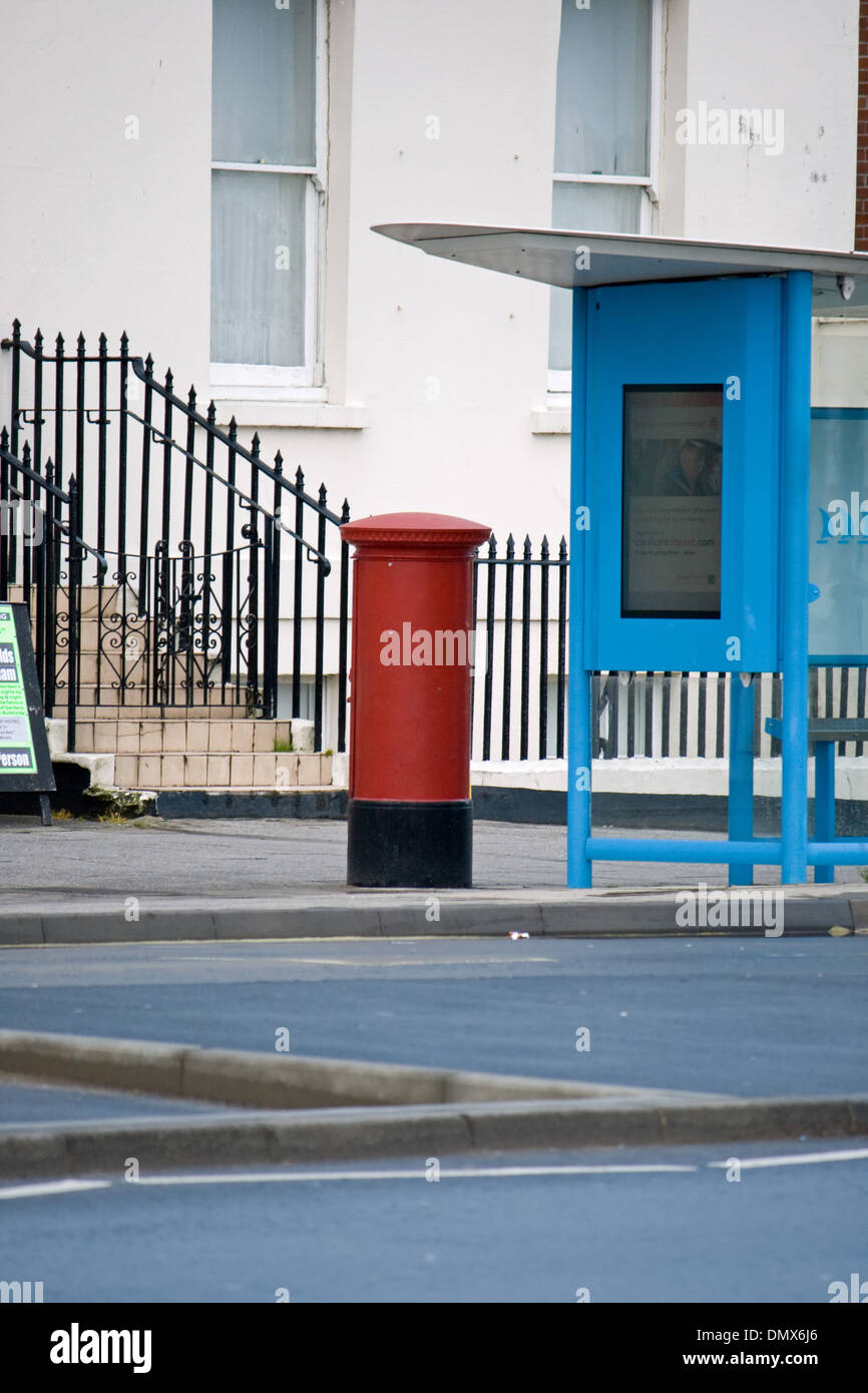 Kerb stop hi-res stock photography and images - Alamy