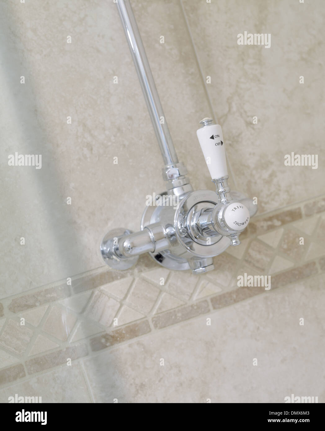 Towel rail shower hi-res stock photography and images - Alamy