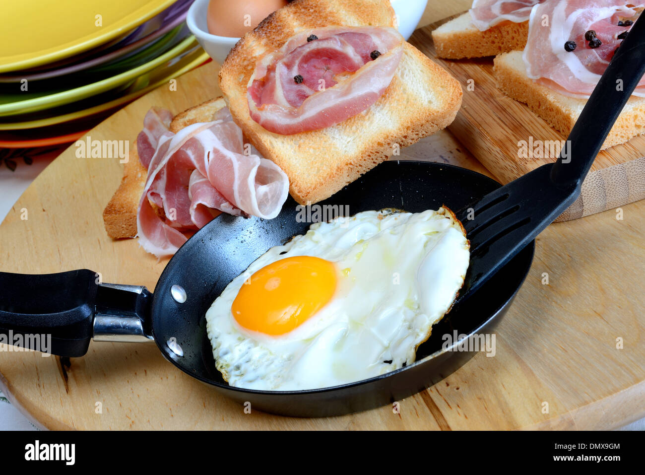 Toated bread hi-res stock photography and images - Alamy