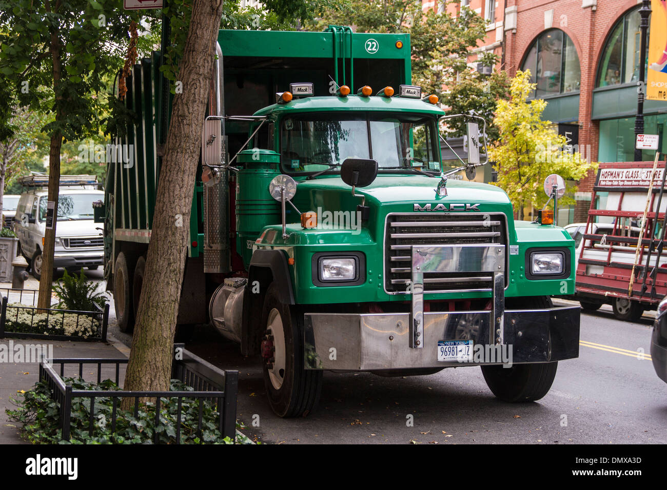 Mack Truck High Resolution Stock Photography and Images - Alamy