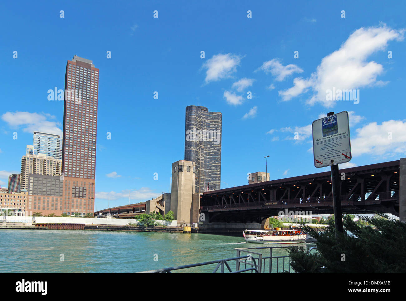 Lake shore drive chicago sign hi-res stock photography and images - Alamy
