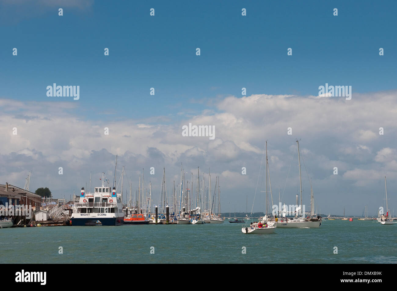 West cowes hi-res stock photography and images - Alamy
