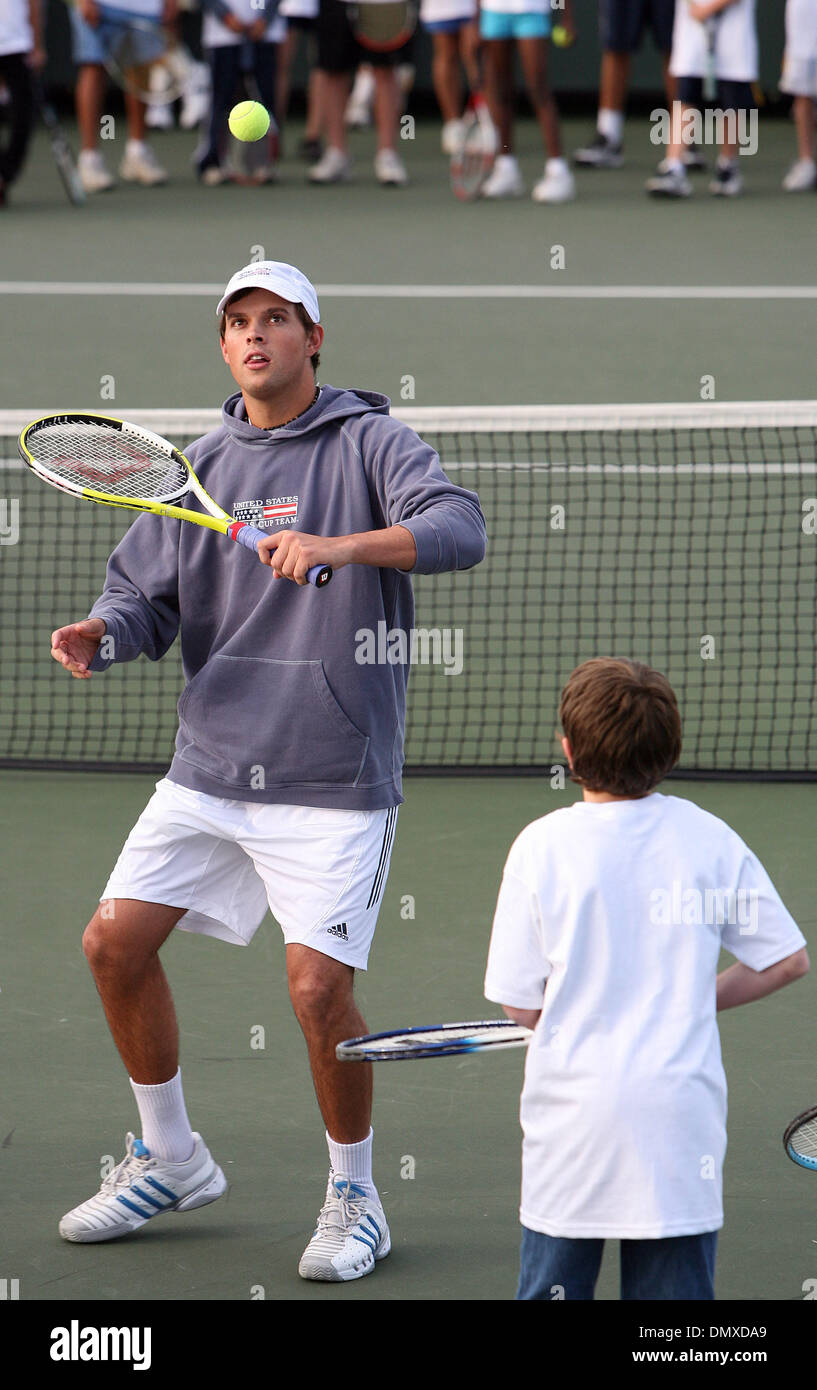 Feb 08, 2006; San Diego, CA, USA; TENNIS: BOB BRYAN at the U.S. Davis ...