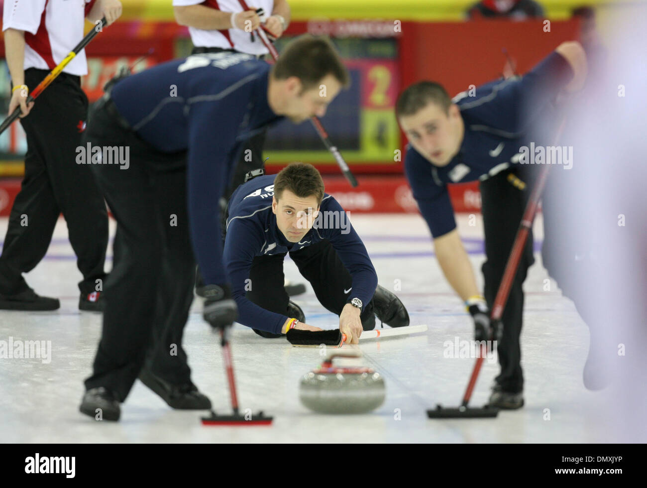 Mens curling hi-res stock photography and images - Alamy