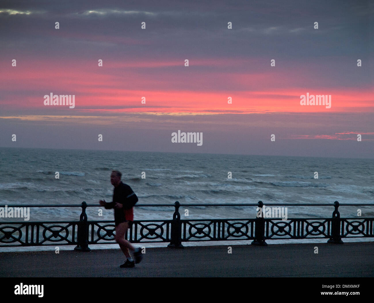 Hove seafront running hi-res stock photography and images - Alamy