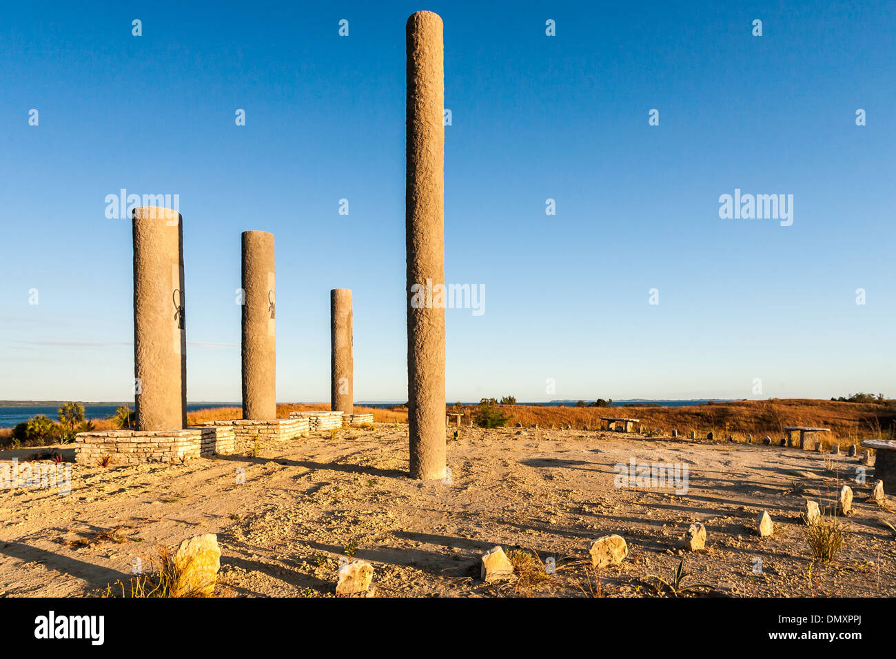 African totem hi-res stock photography and images - Alamy