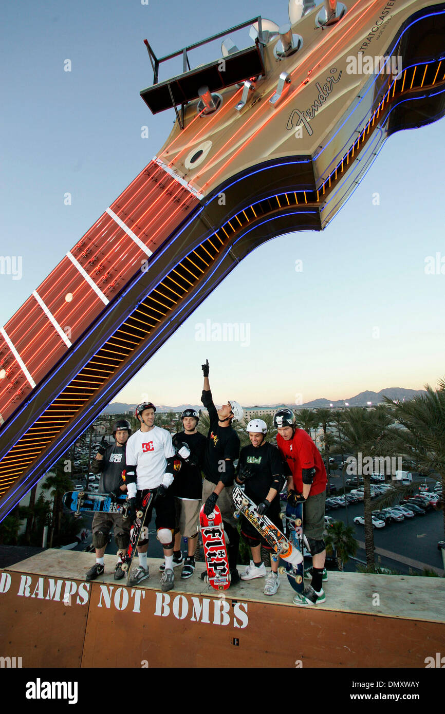 Danny Way Bomb Drop High Resolution Stock Photography and Images - Alamy