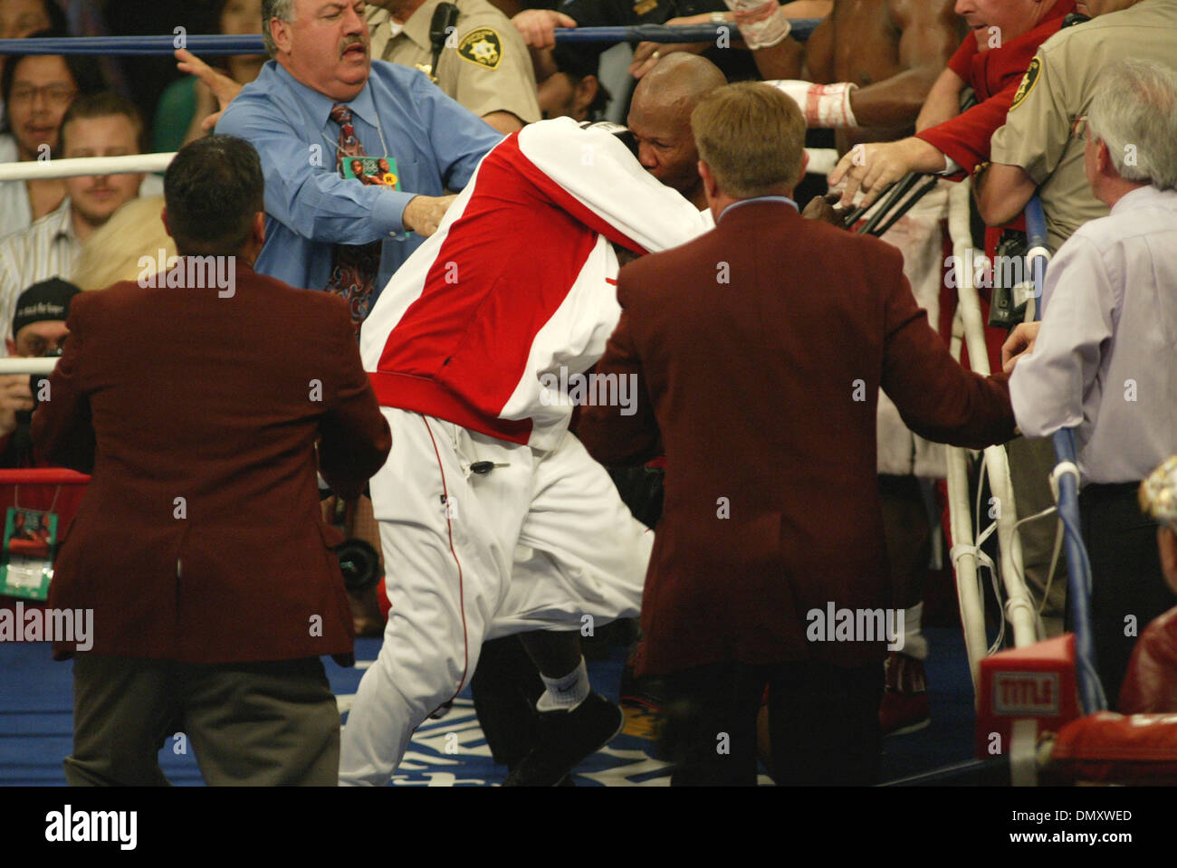 Apr 08, 2006; Las Vegas, NV, USA; FLOYD MAYWEATHER JR. vs ZAB JUDAH IBF ...