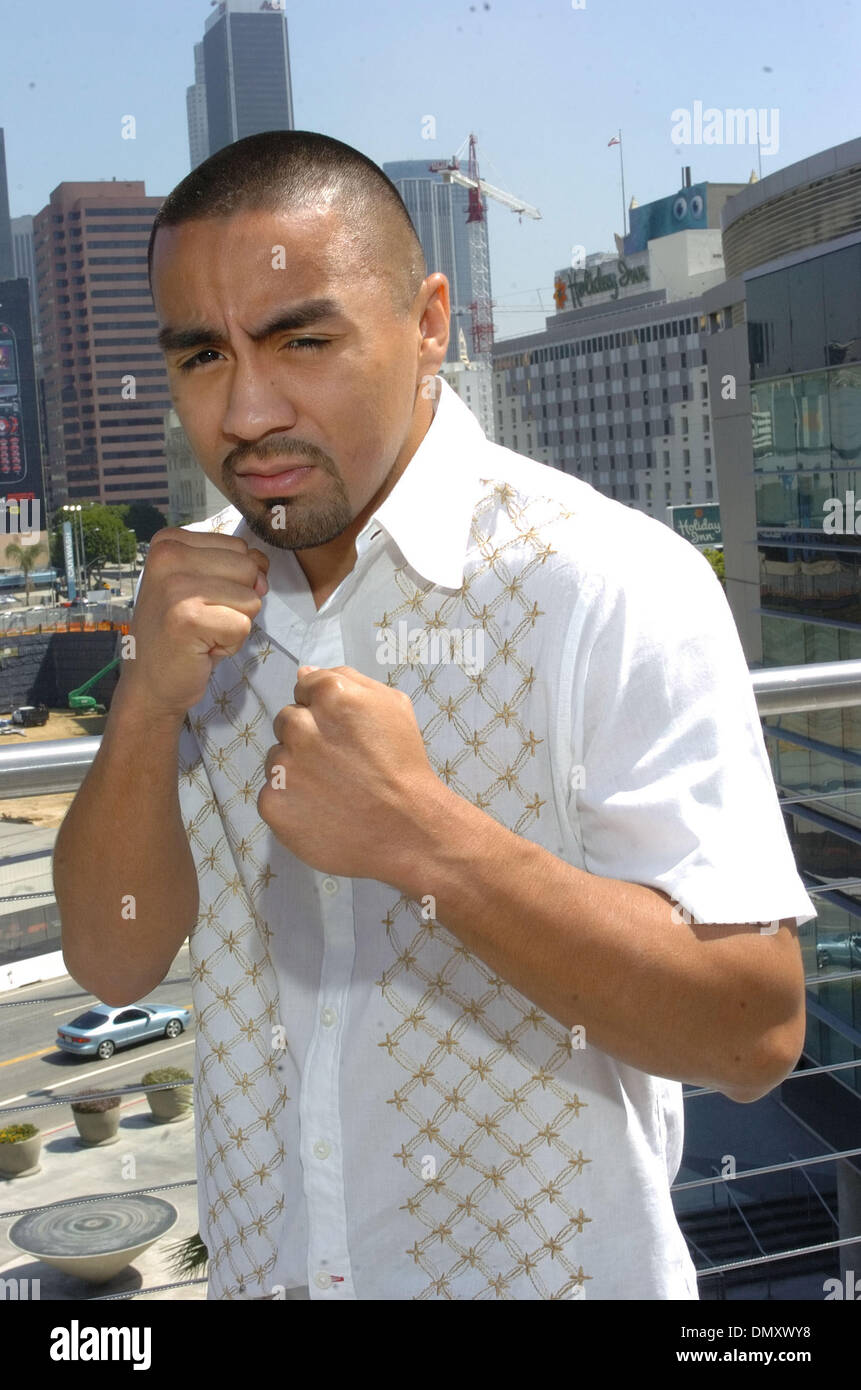 Apr 12, 2006; Los Angeles, CA, USA; BOXING: Super Flyweight fighter ...