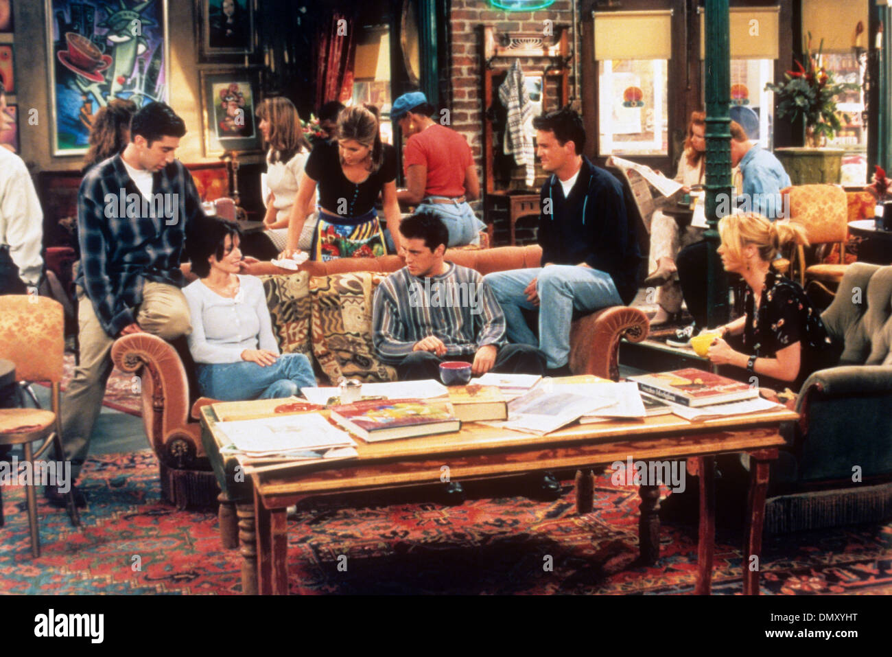 Friends tv series cast hi-res stock photography and images - Alamy