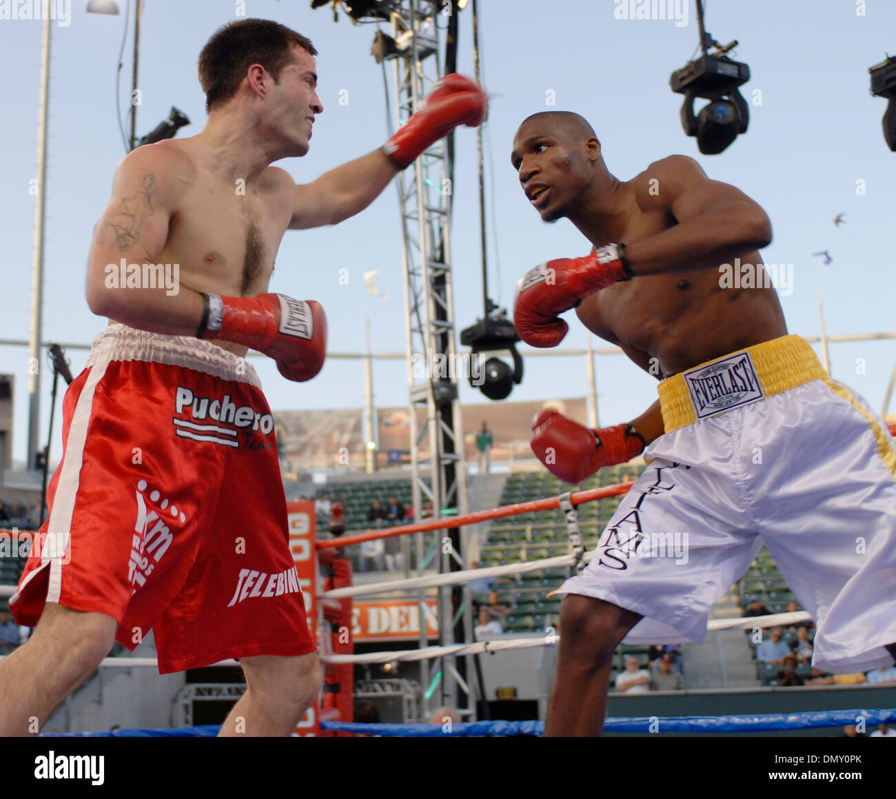 May 27, 2006; Carson, CA, USA; Boxer PAUL WILLIAMS (white trunks ...