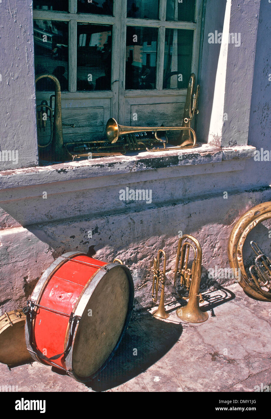 Musical instrument instruments hi-res stock photography and images - Alamy