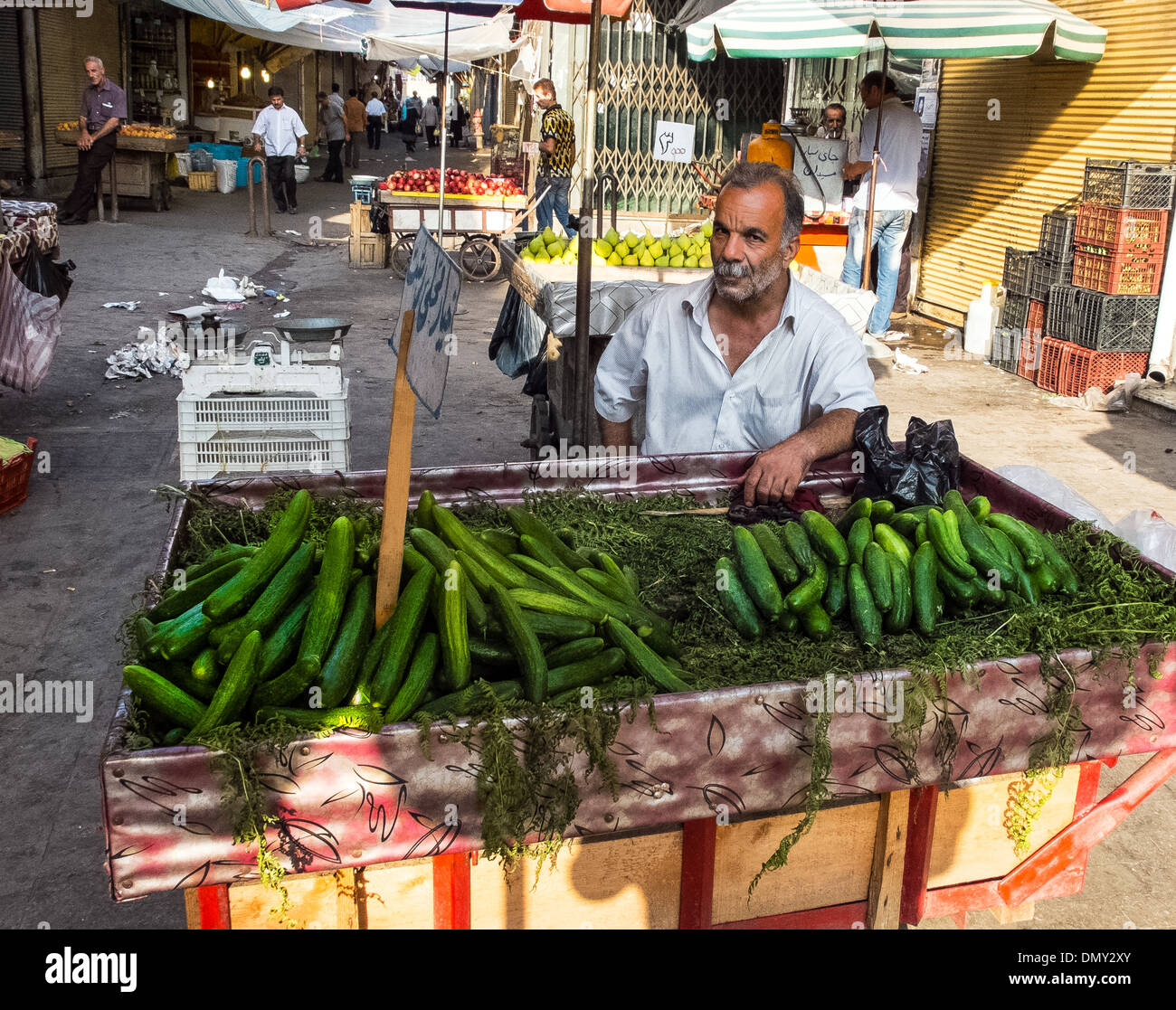 Iran fruit stall hi-res stock photography and images - Alamy