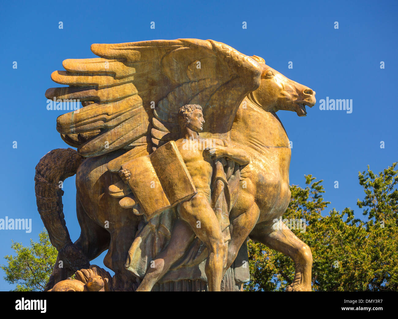 WASHINGTON, DC, USA - Bronze sculpture "Aspiration and Literature" by ...