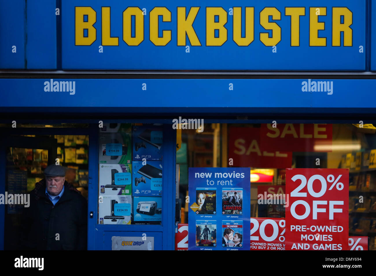 Blockbuster store hi-res stock photography and images - Alamy