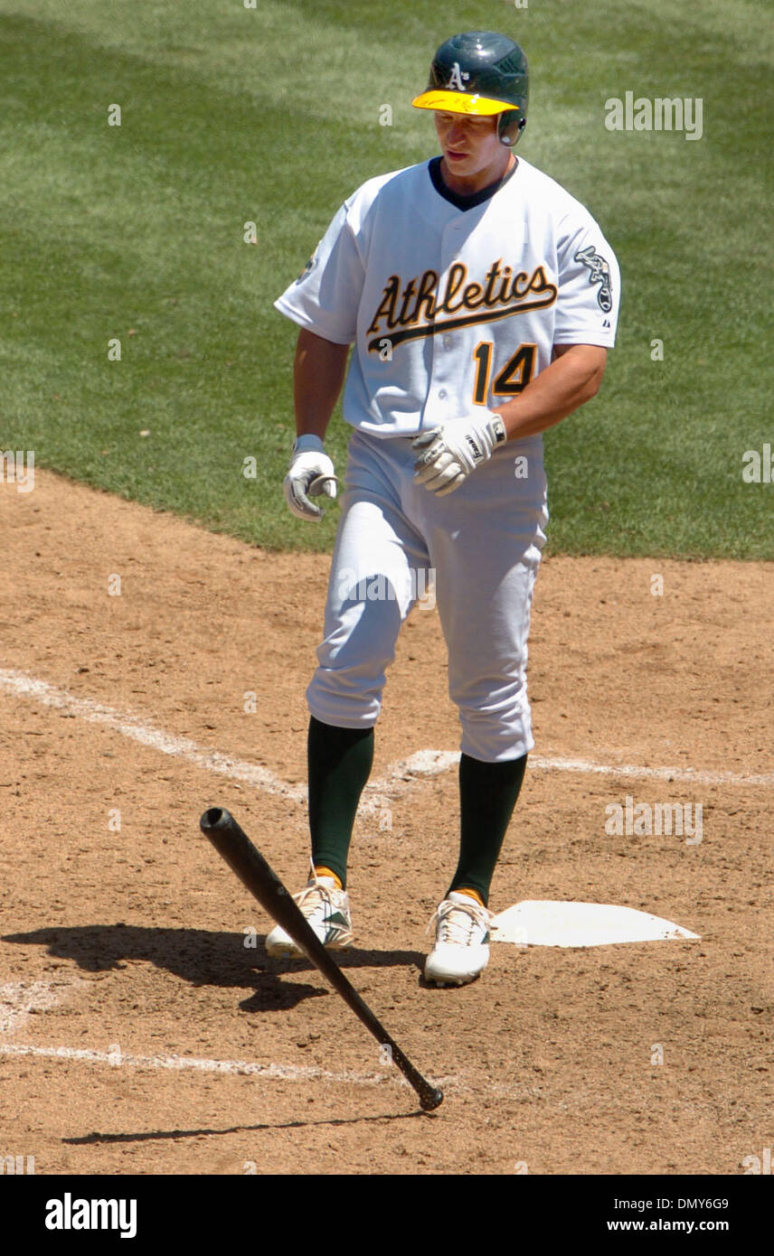 Jul 05, 2006; Oakland, CA, U.S.A; The Oakland Athletics Mark Ellis ...